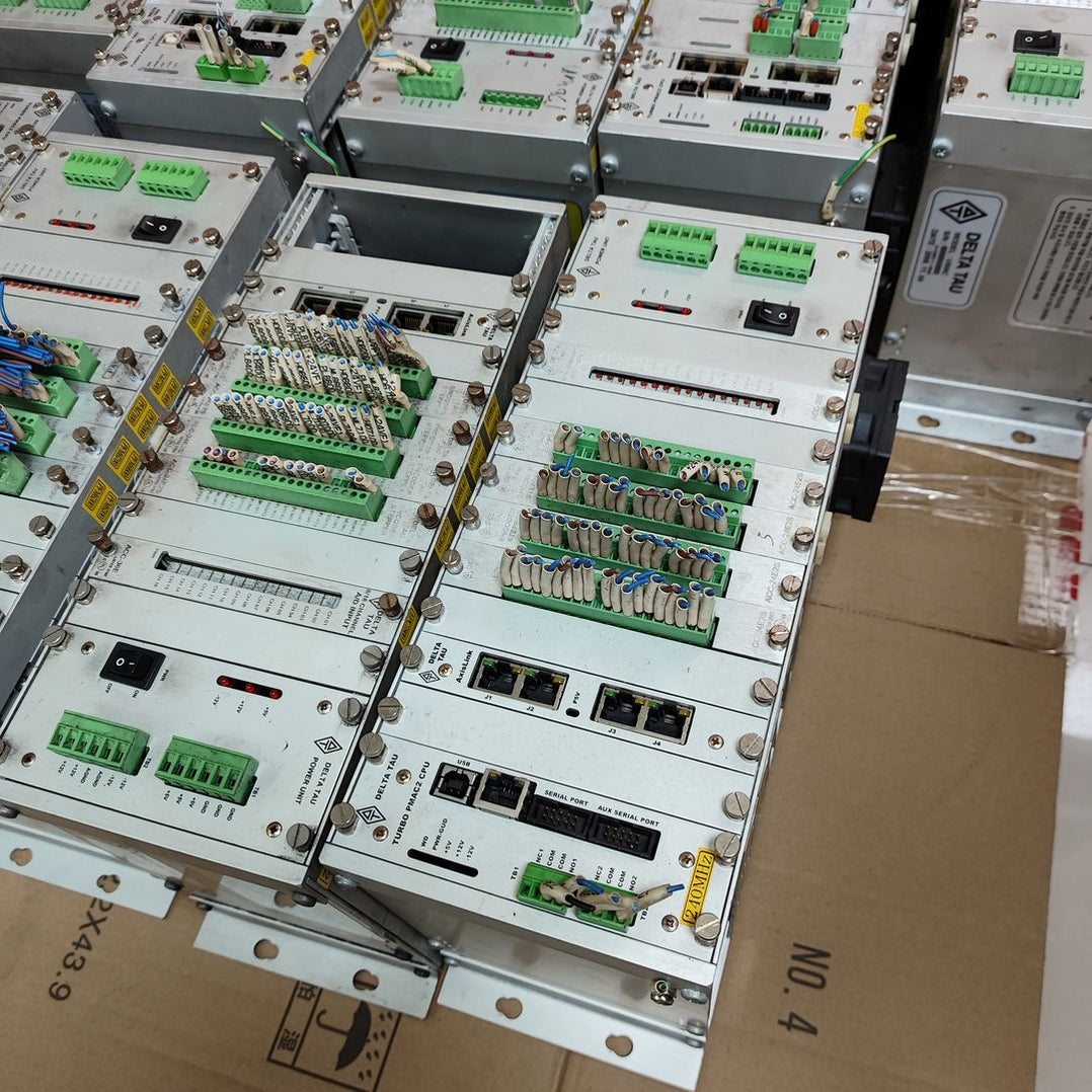 DELTA TAU UMAC CONTROL, CPU, 4·2AXIS INTERFACE, ENCODER, A-D CONVERTER